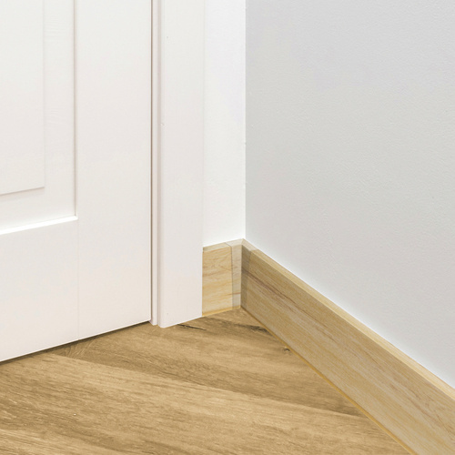 Sockelleiste Fussleiste 2,2m Kunststoff Geschäumtes PVC CROTONE Crotone ...